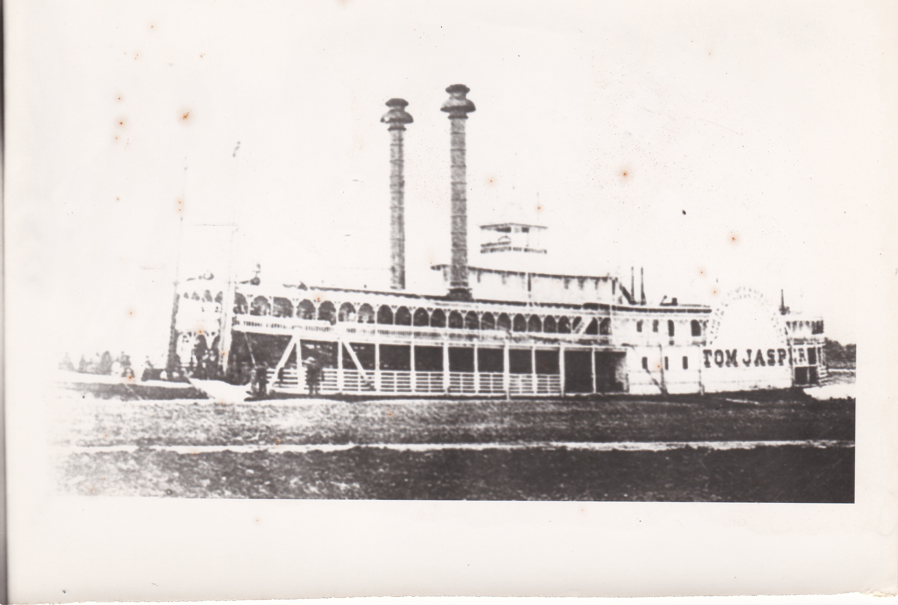 TOM JASPER – DER STEAMBOAT MUELLER
